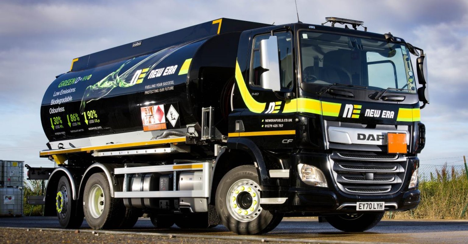 DAF CF 6x2 rear-steer dawns for New Era Fuels